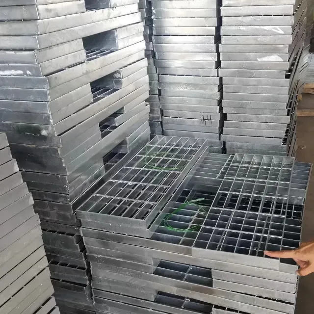 China Hot - Dip Galvanized Grating Clamps dengan 3 - inci bolt dan ...